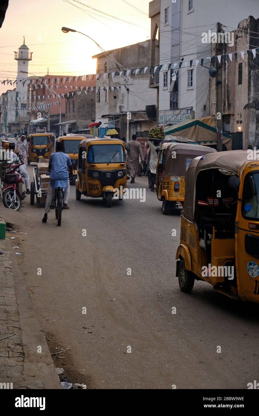 Busy streets of the Kano street market Stock Photo - Alamy