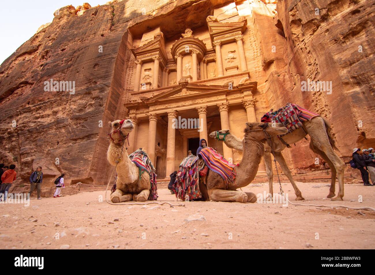 Al Khazneh - the treasury temple, ancient city of Petra, Jordan Stock ...