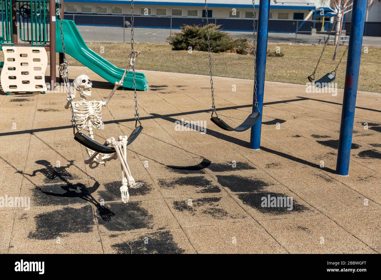 Empty Skeleton Hands High Resolution Stock Photography and Images - Alamy
