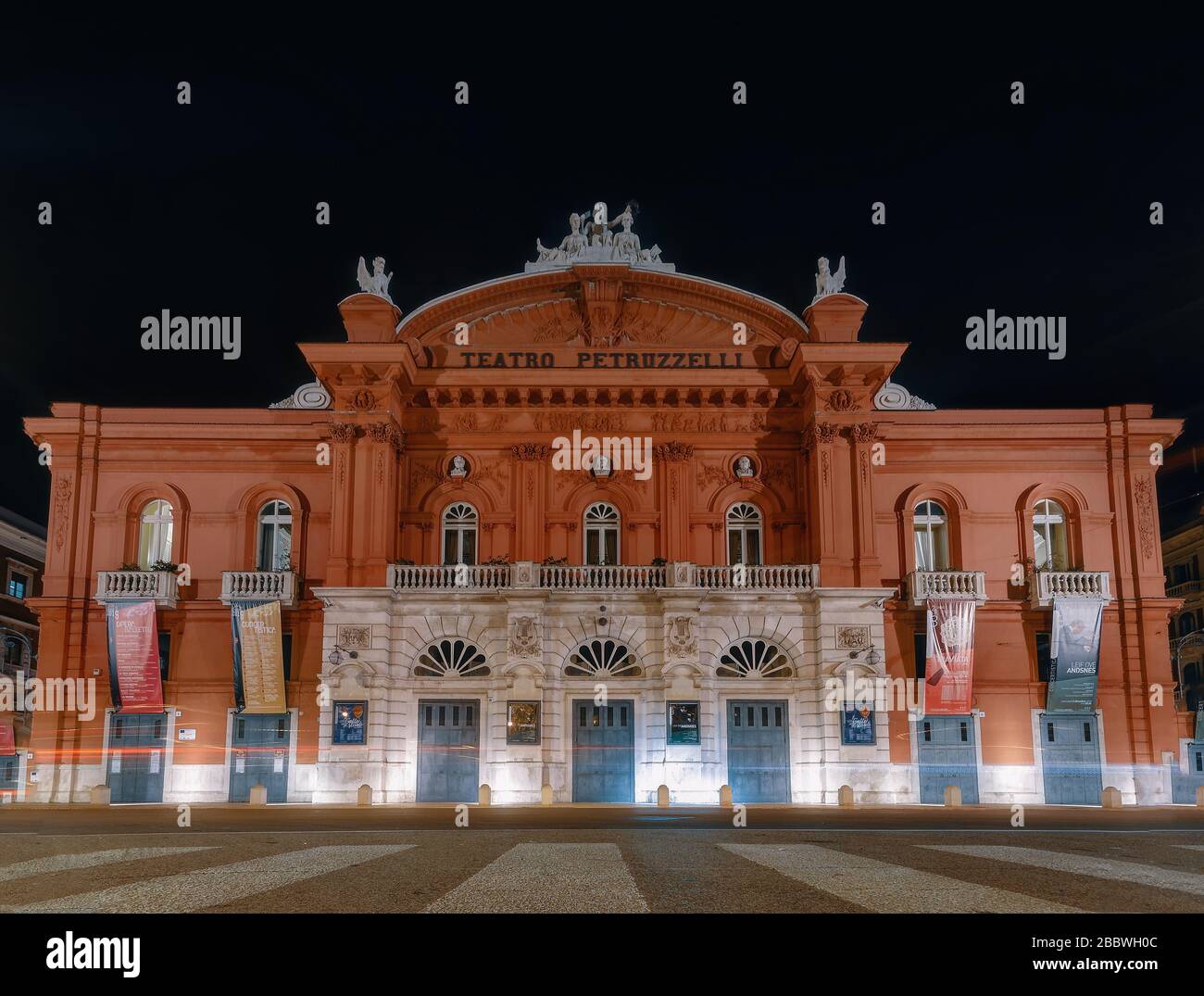 Skyline of Bari, Italy Stock Photo - Alamy