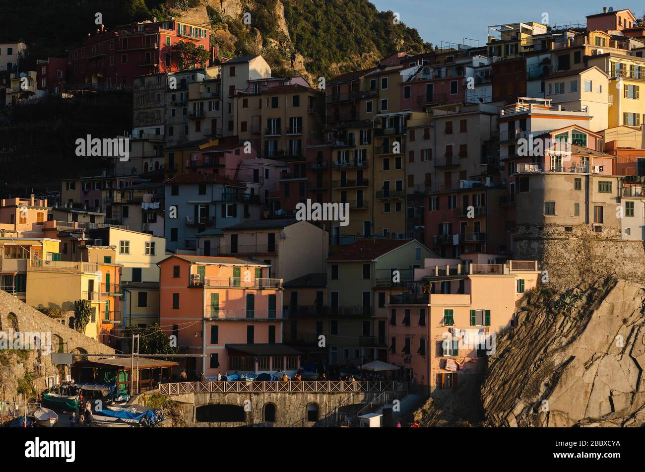 Manarola golden hour hi-res stock photography and images - Alamy
