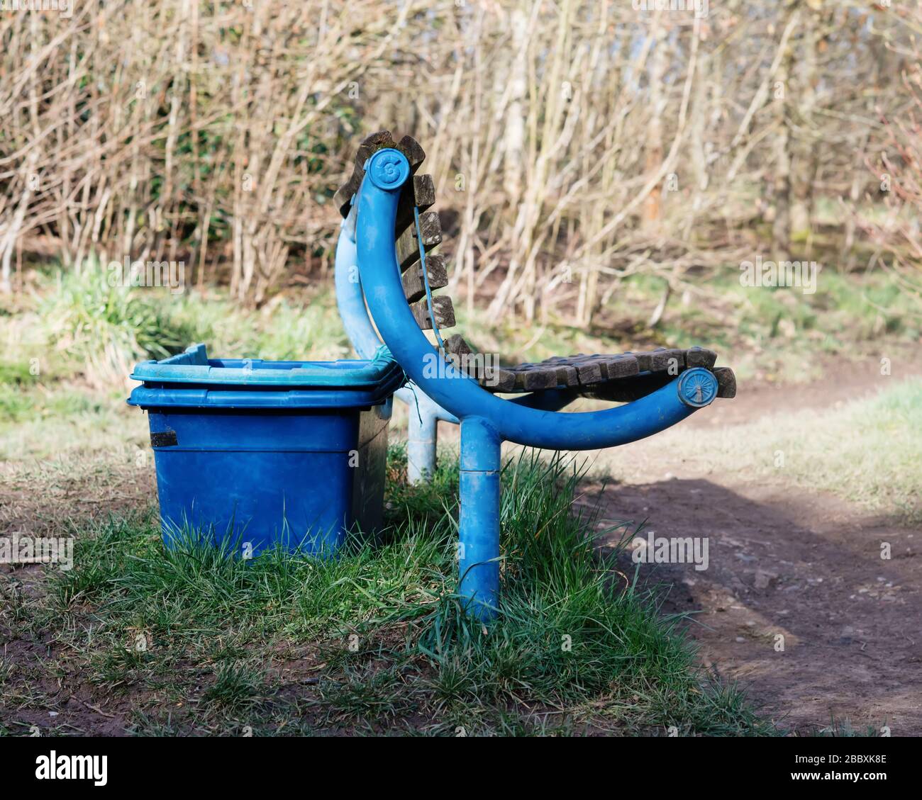 Old litter bin hi-res stock photography and images - Alamy