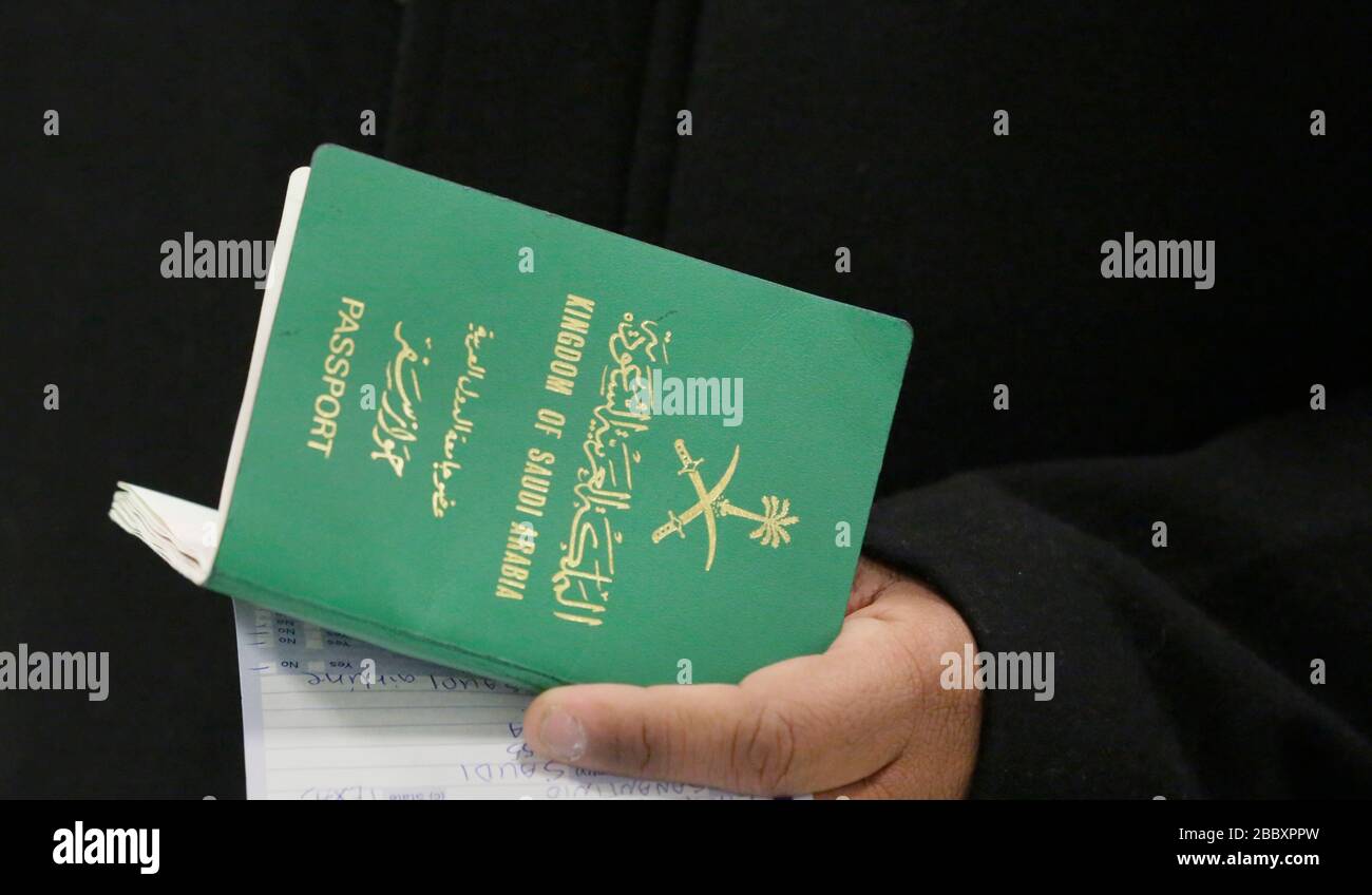 U.S. Customs and Border Protection officers screen international ...
