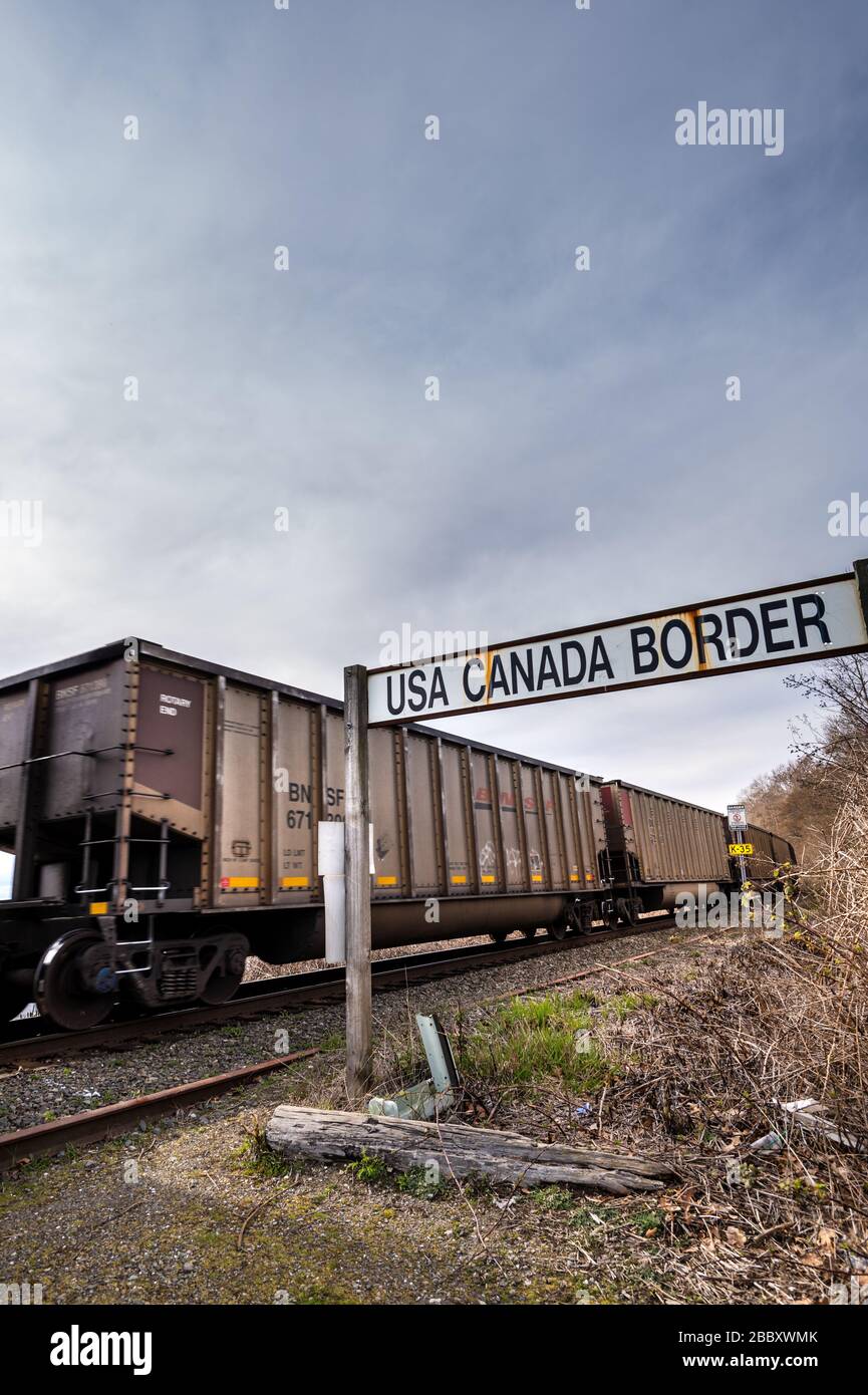 Usa canada border line hi-res stock photography and images - Alamy