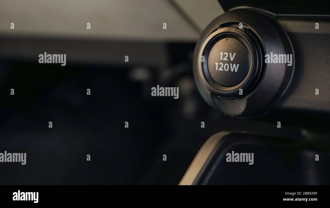 Car jack white hi-res stock photography and images - Alamy