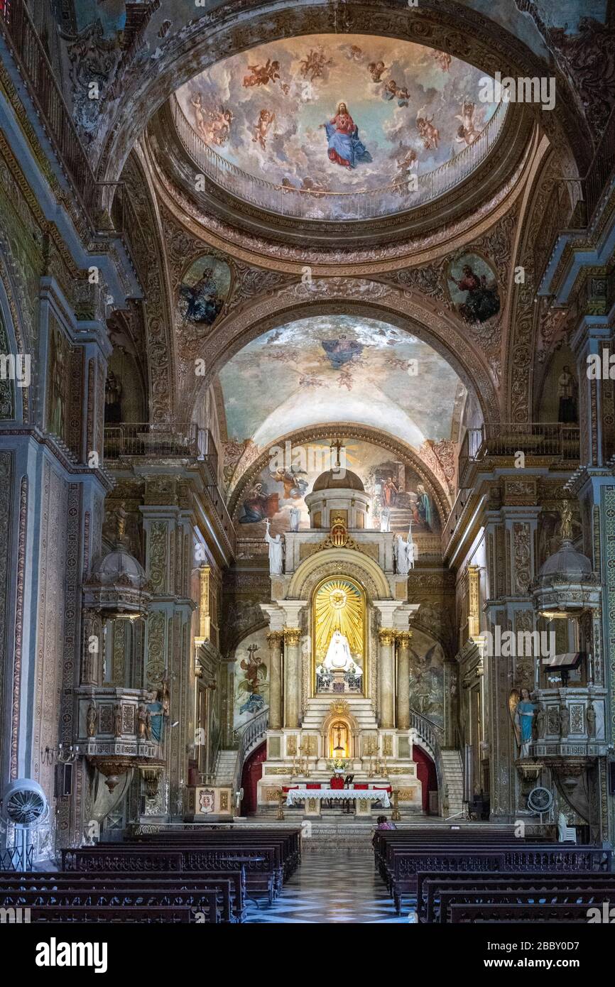 Inside a Spanish church, Old Havana Stock Photo - Alamy