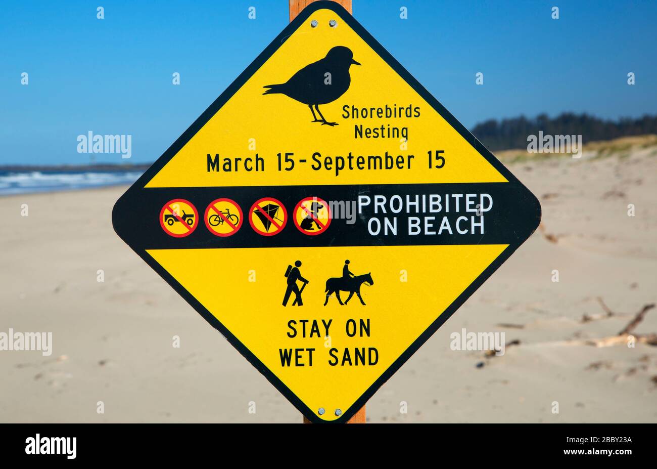 Shorebird closure sign, Bayocean Peninsula, Tillamook County, Oregon ...