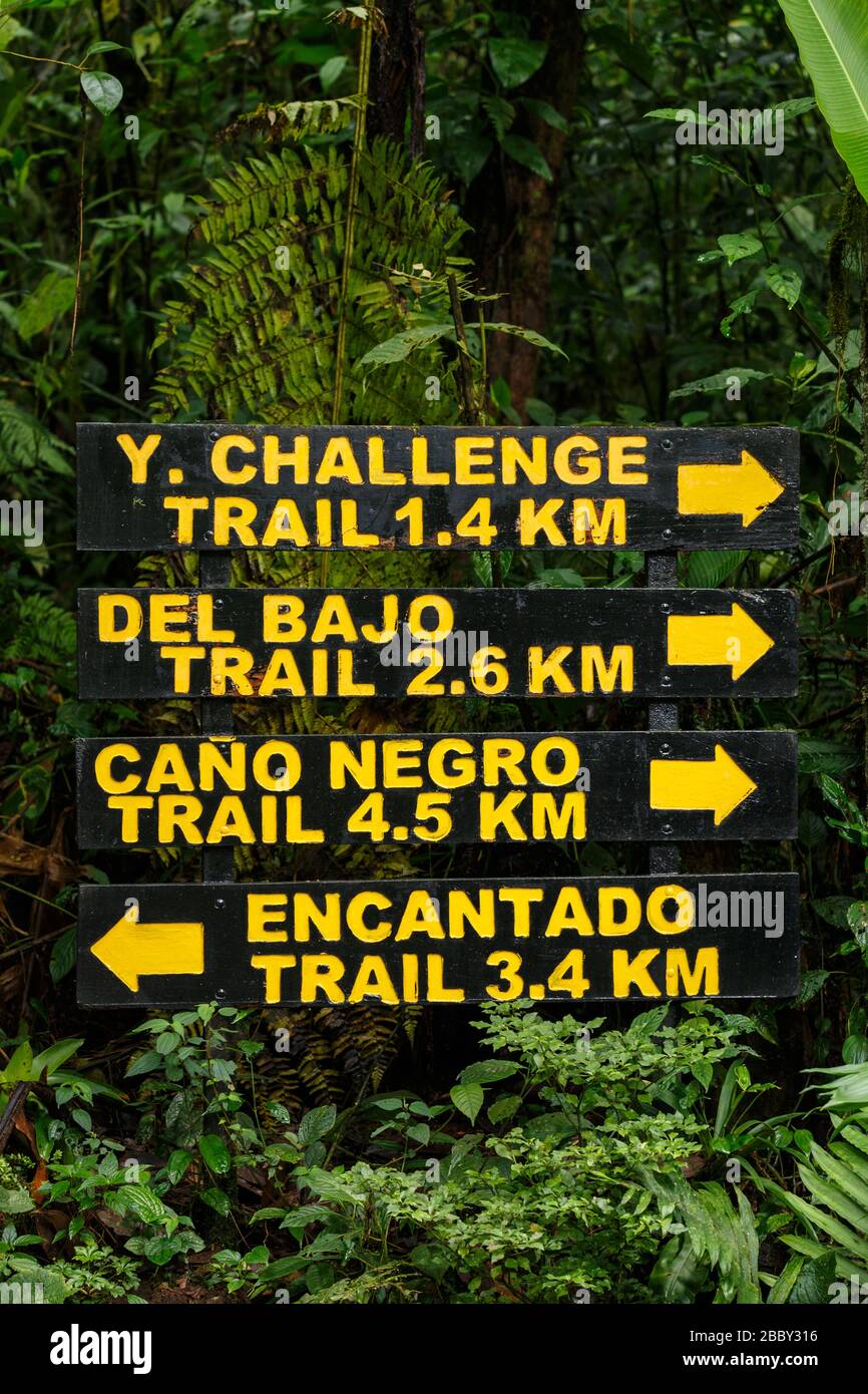Trail marker at the Santa Elena Cloud Forest Reserve in Monteverde ...