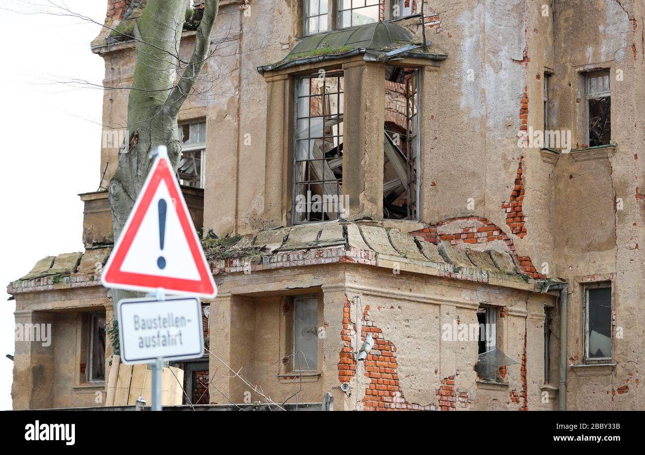 Construction planning 1990s hi-res stock photography and images - Alamy