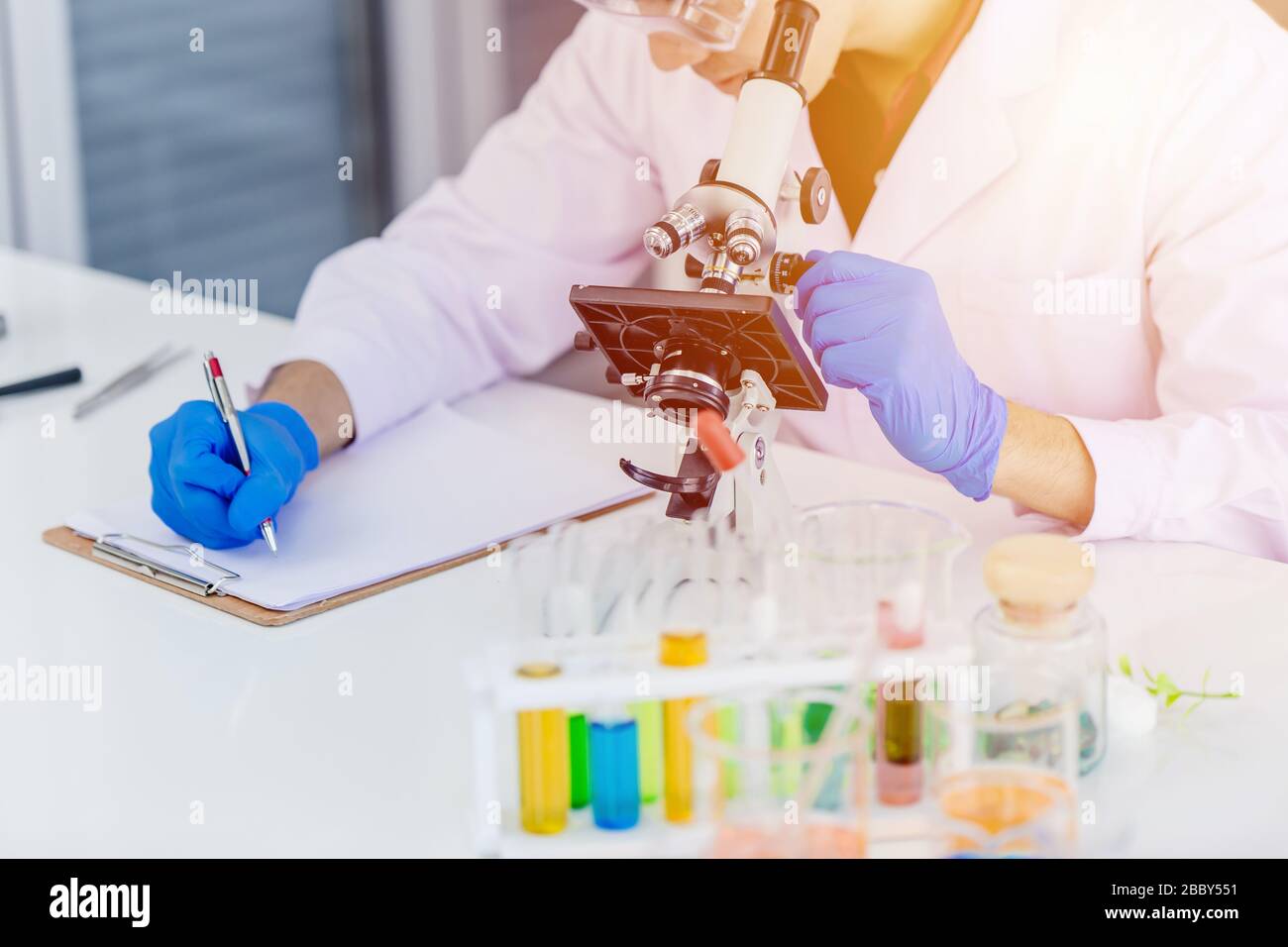Lab medical student microscope hi-res stock photography and images - Alamy