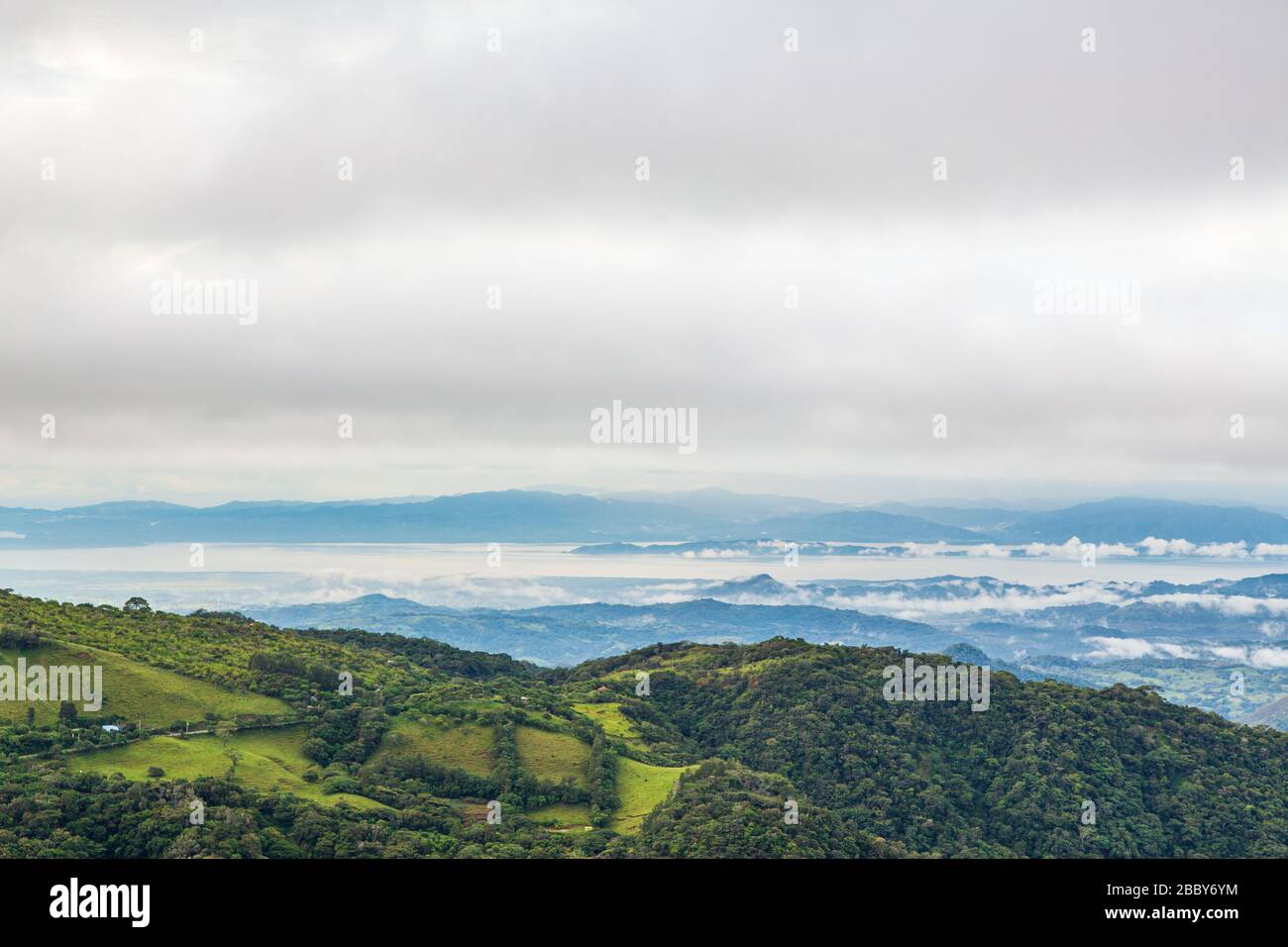 Tilaran mountain range hi-res stock photography and images - Alamy