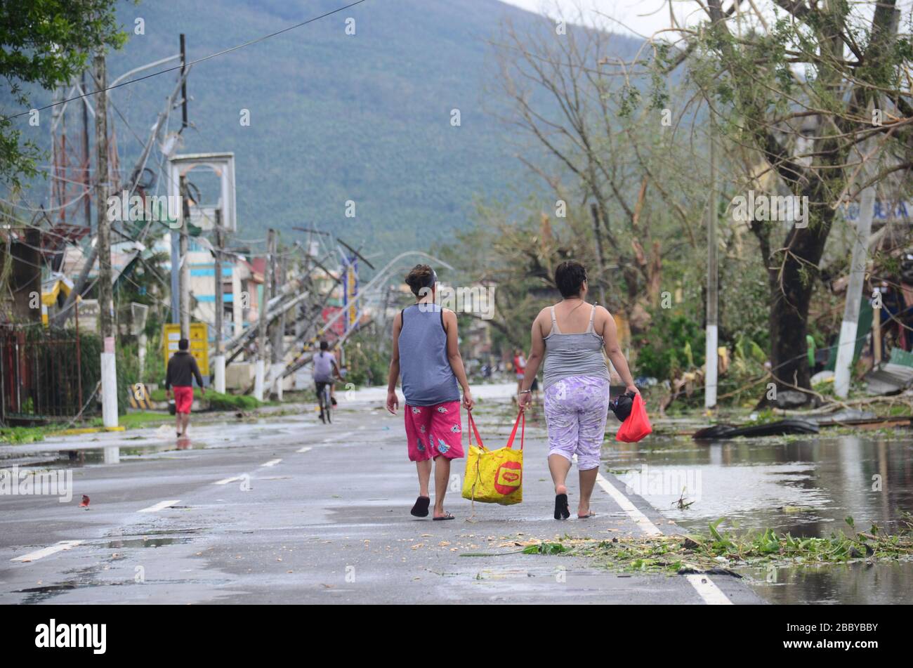 Philippine typhoon aftermath Stock Photo - Alamy