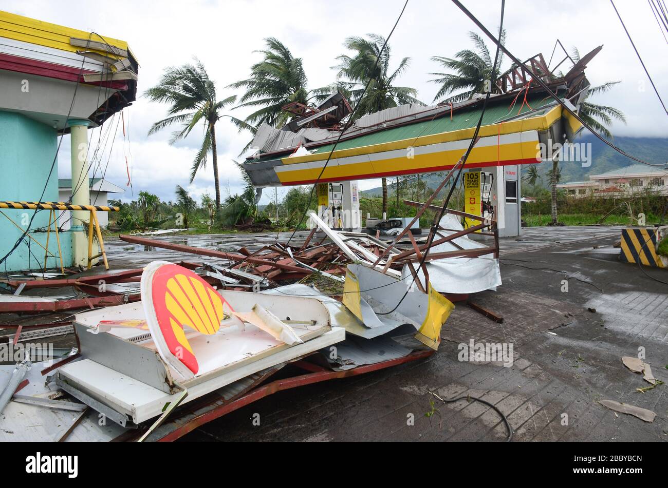 Philippine typhoon aftermath Stock Photo - Alamy