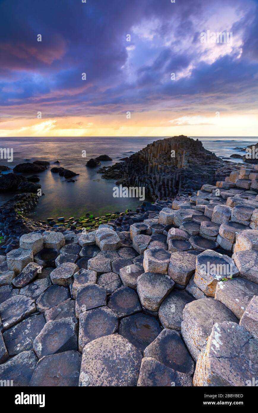Giants causeway sunset hi-res stock photography and images - Alamy