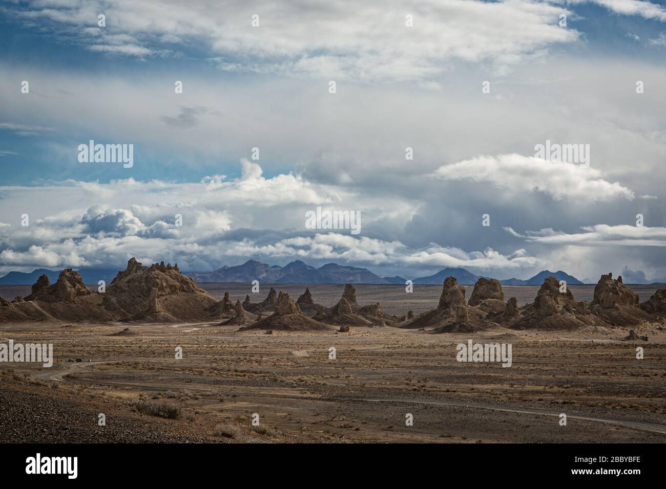 Pinacles desert hi-res stock photography and images - Alamy