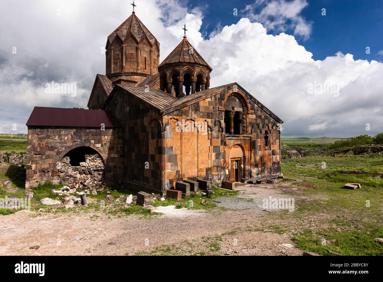 Hovhannavank, is medieval Armenian monastery, Armenian church, Kasagh ...