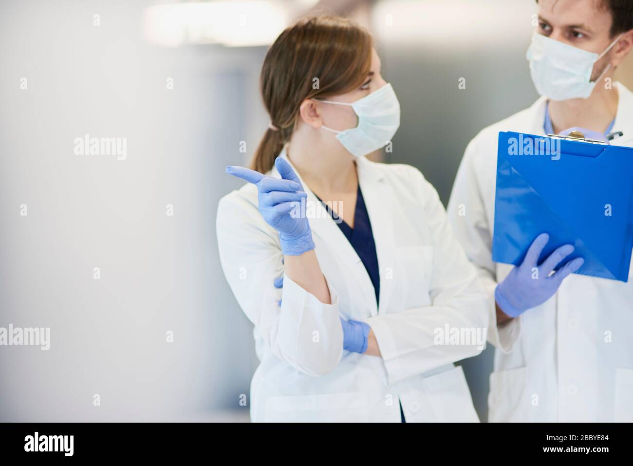 Hospital isolation ward hi-res stock photography and images - Alamy