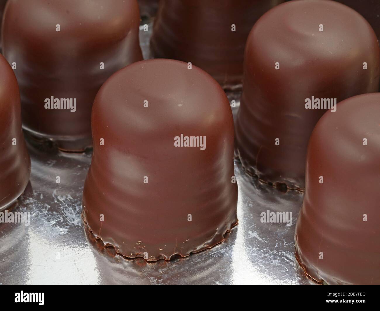 Senegal food chocolate hi-res stock photography and images - Alamy