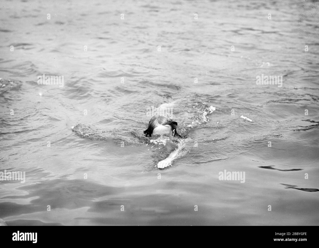 Mary Elizabeth Miller, a fourteen year old girl who swam across the ...