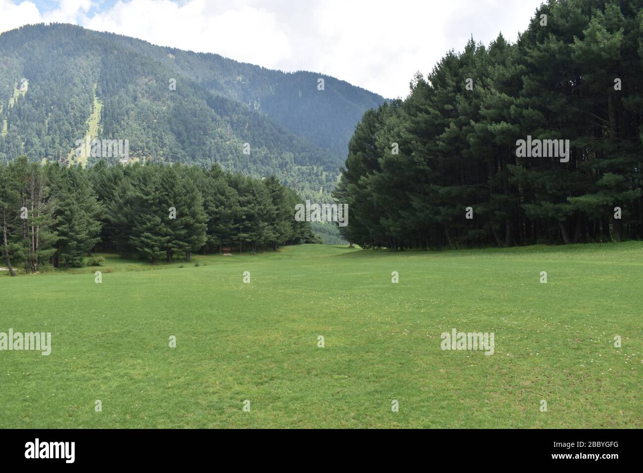 Beautiful Golf Course with Natural scenery at Pahalgam Kashmir,India ...