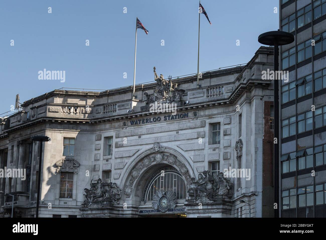 National rail network central terminus hi-res stock photography and ...