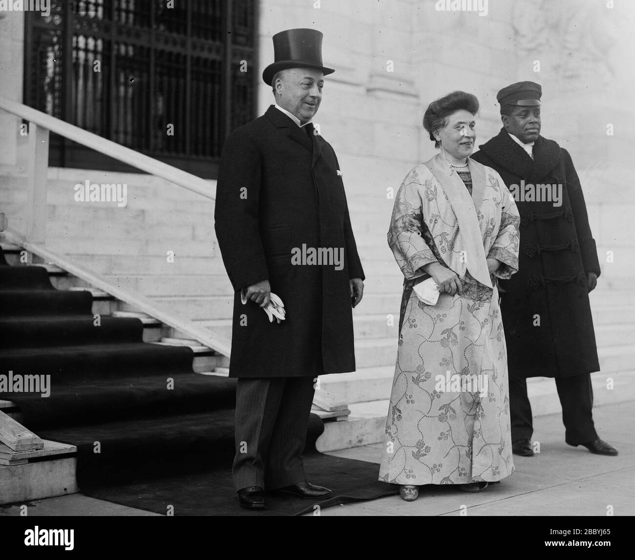 Secretary of State Philander Chase Knox (1853-1921) and his wife ca ...