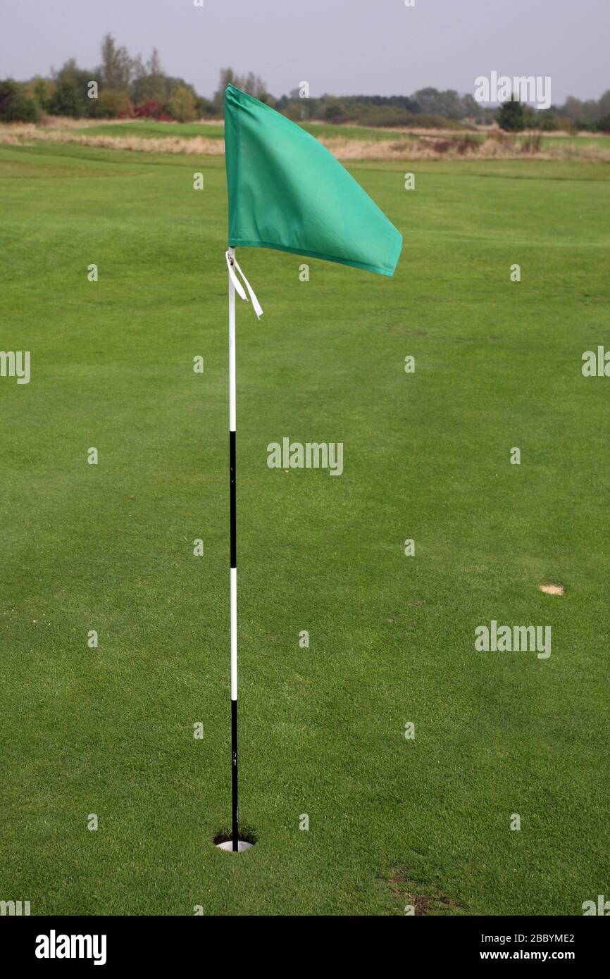 Golf flag general hi-res stock photography and images - Alamy