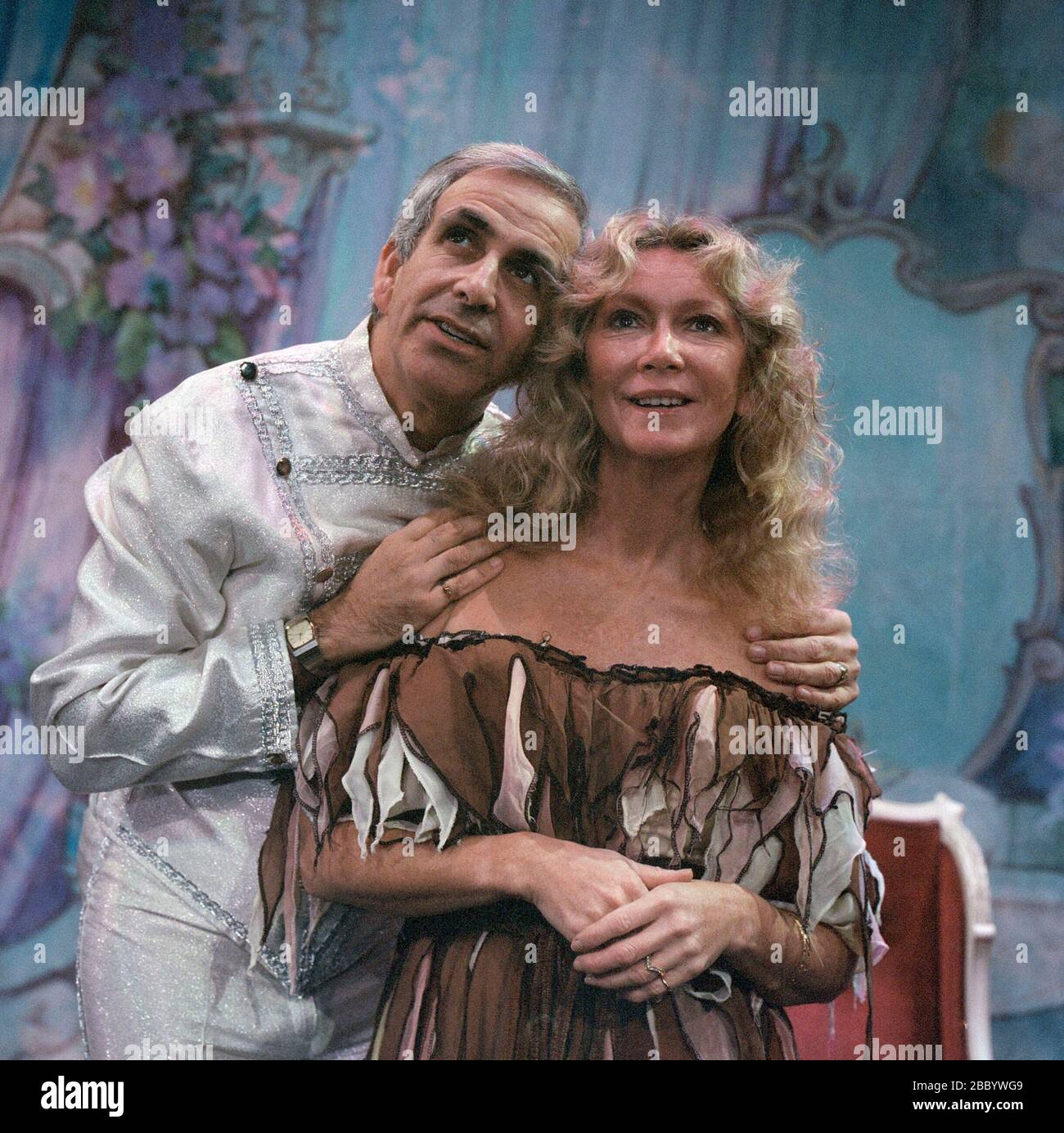 Clodagh rodgers hi-res stock photography and images - Alamy