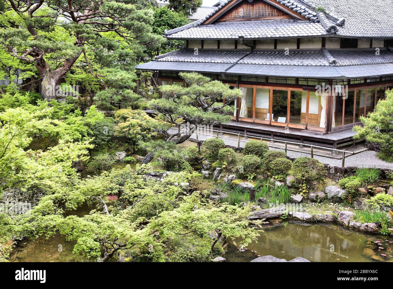 Japan style garden - Yoshikien Garden in Nara Stock Photo - Alamy