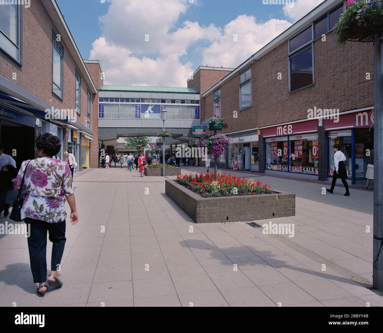 Shoppers solihull town centre hi-res stock photography and images - Alamy