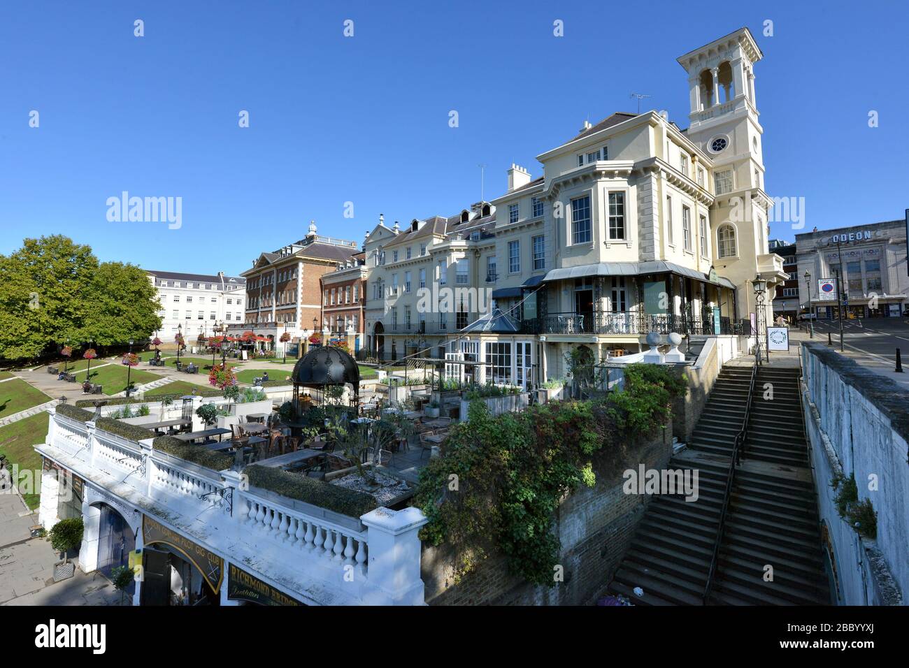 Richmond riverside hi-res stock photography and images - Alamy
