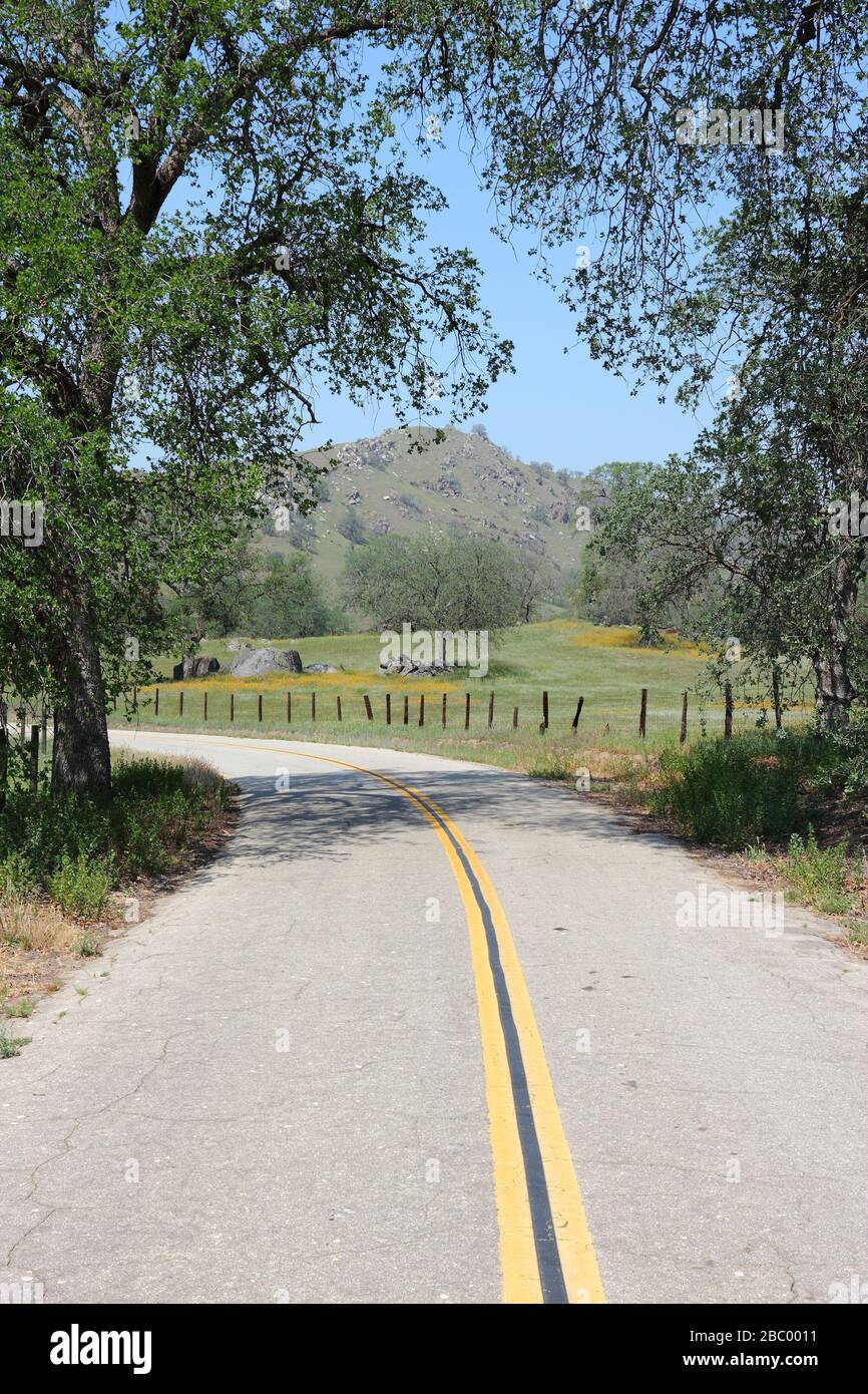 California rural road in countryside landscape of Tulare County Stock ...