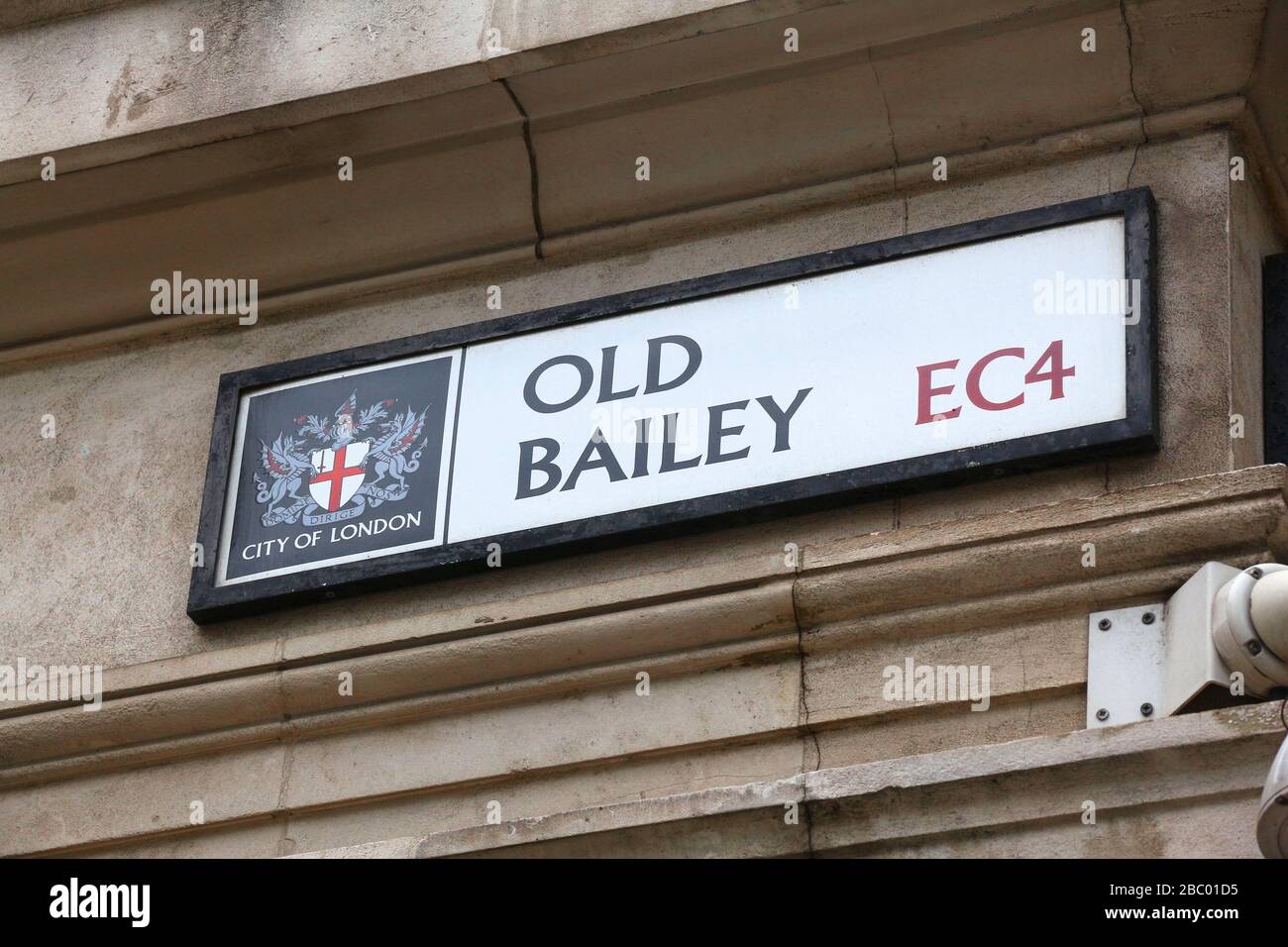 Old bailey sign hi-res stock photography and images - Alamy