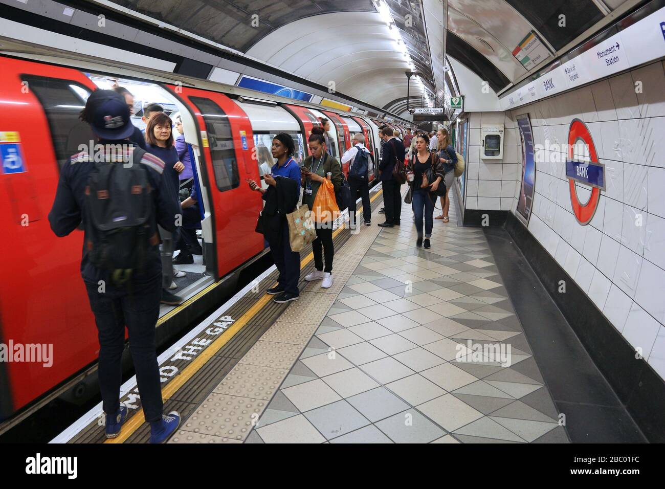 Bank Station London Commuter High Resolution Stock Photography and ...