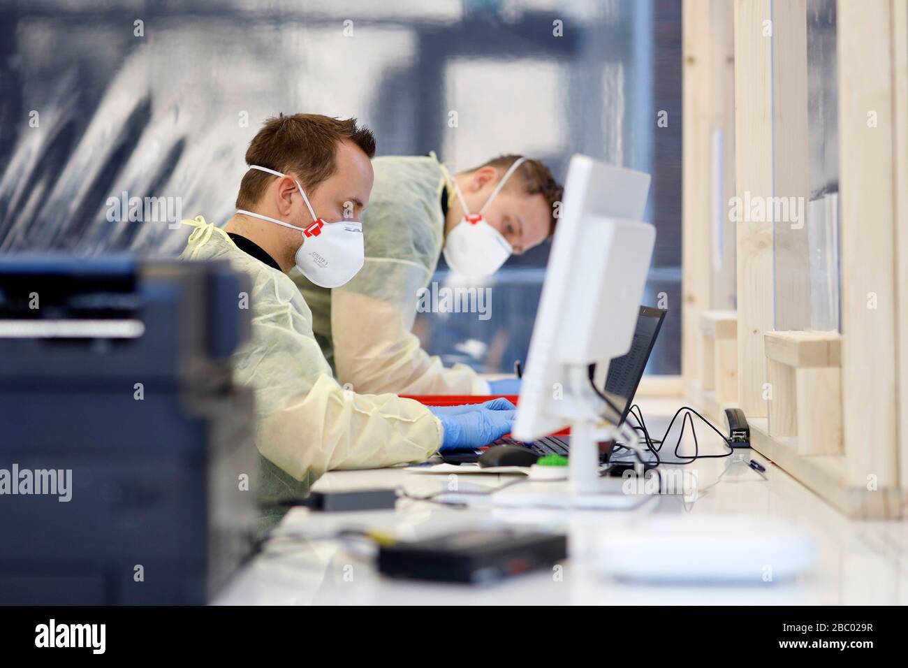 The city of Koln opened a third infection control center with employees ...