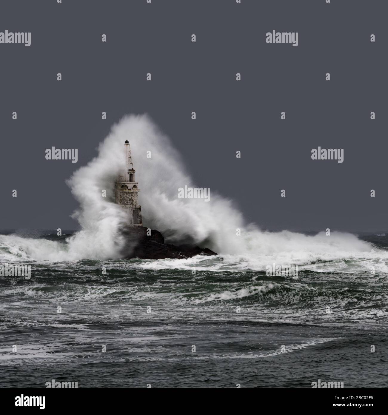 Tsunami Wave Crashing High Resolution Stock Photography and Images - Alamy