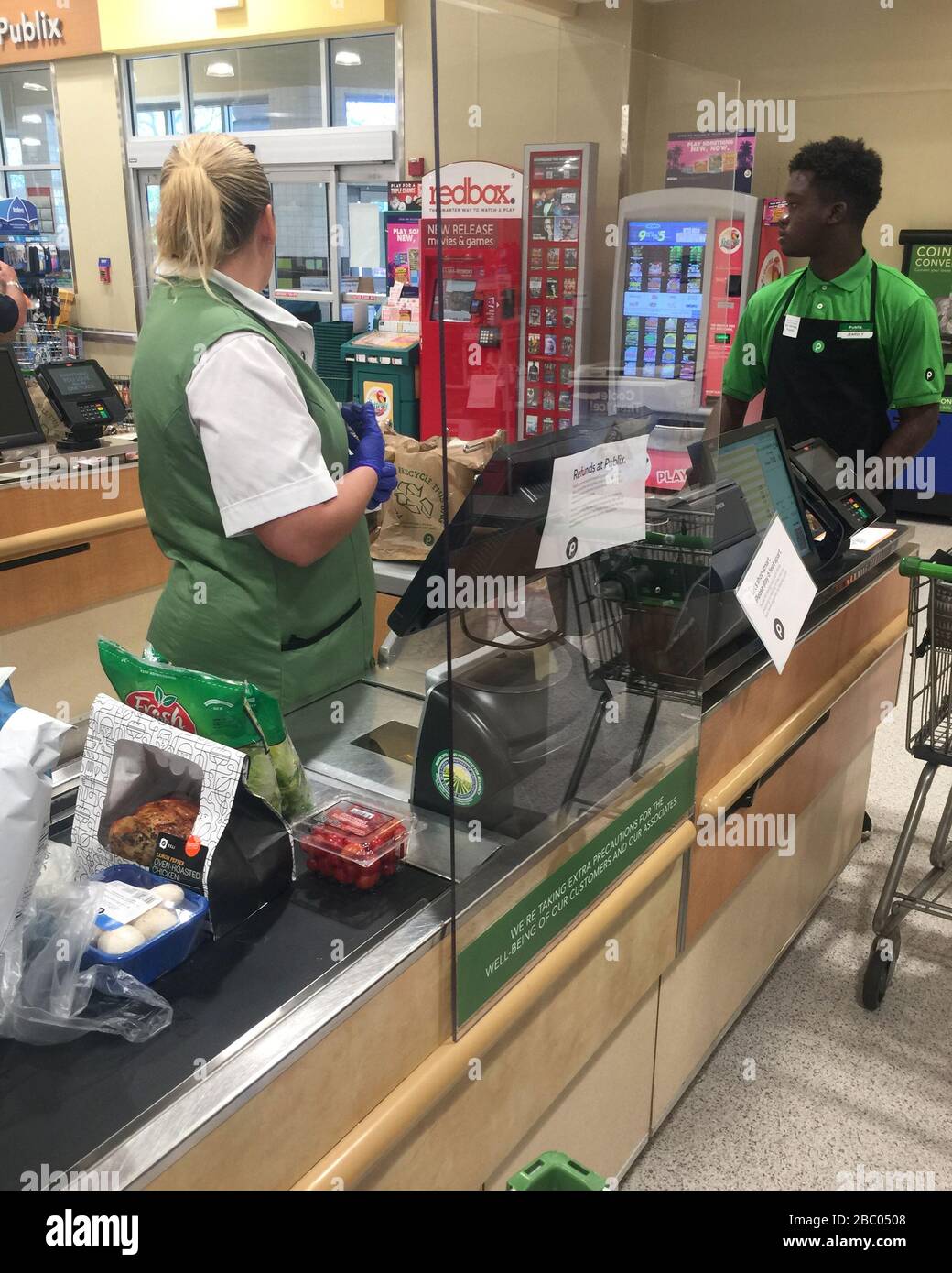 Publix supermarket has installed protective shields at checkout hi-res ...