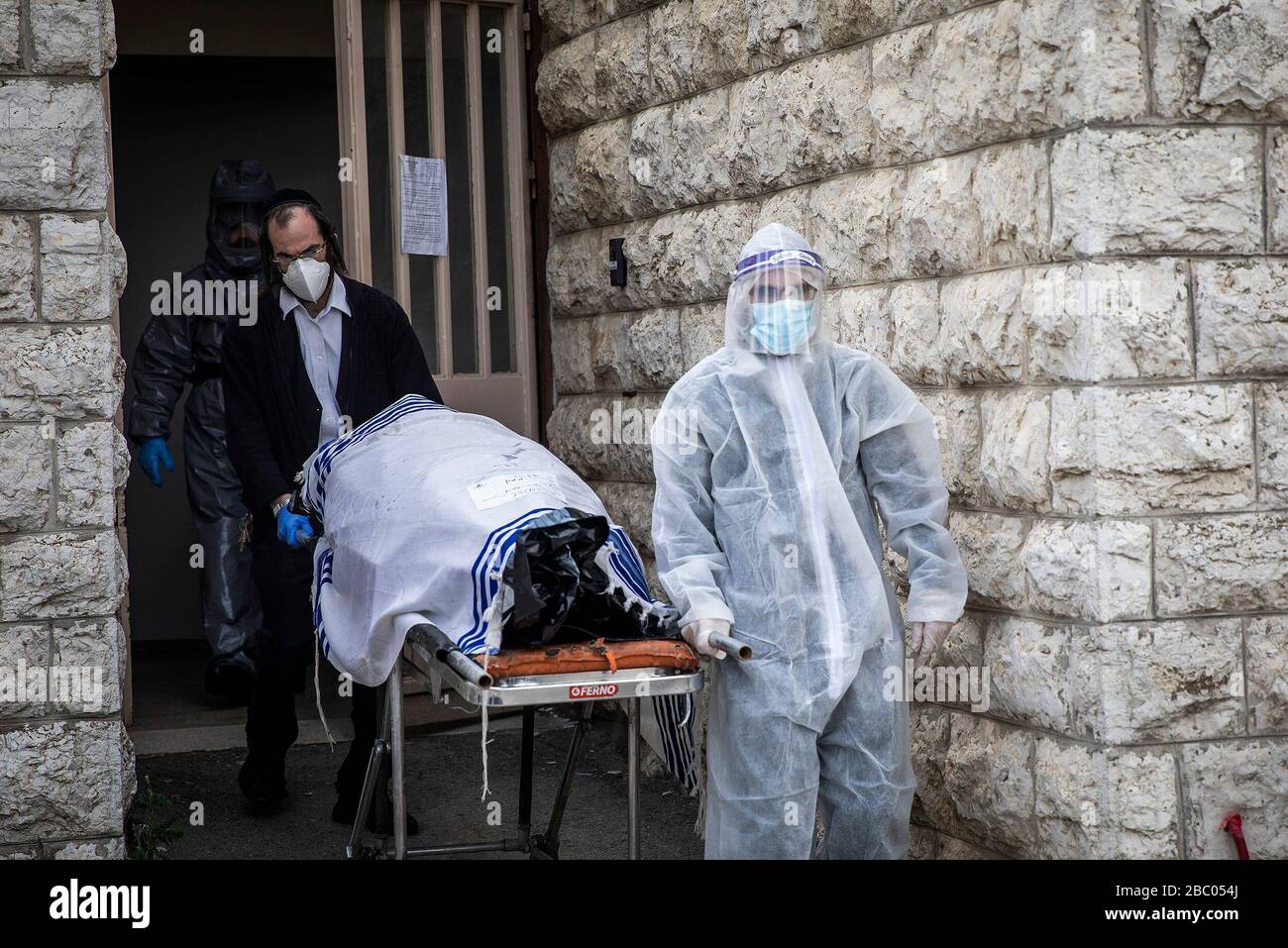 Jerusalem, Israel. 02nd Apr, 2020. Members of the Hevrat Kadisha, a ...