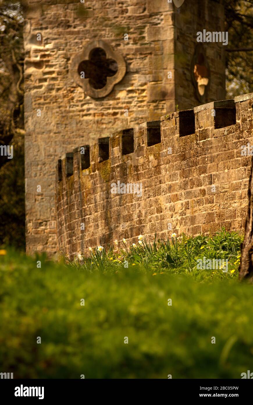 Folly mansion ruin hi-res stock photography and images - Alamy