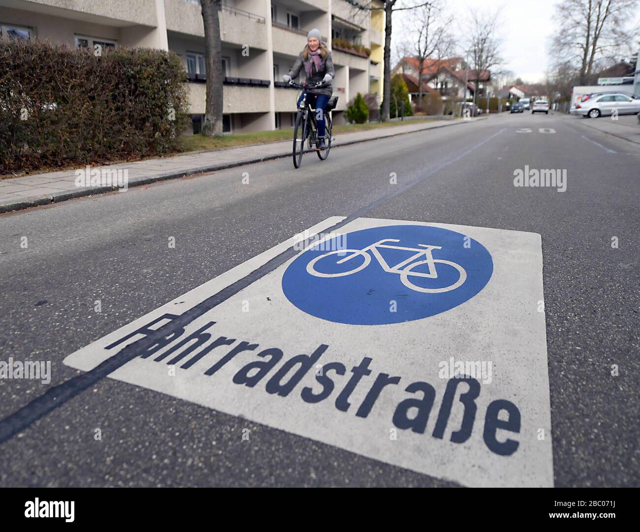 Environmentally friendly traffic signs hi-res stock photography and ...