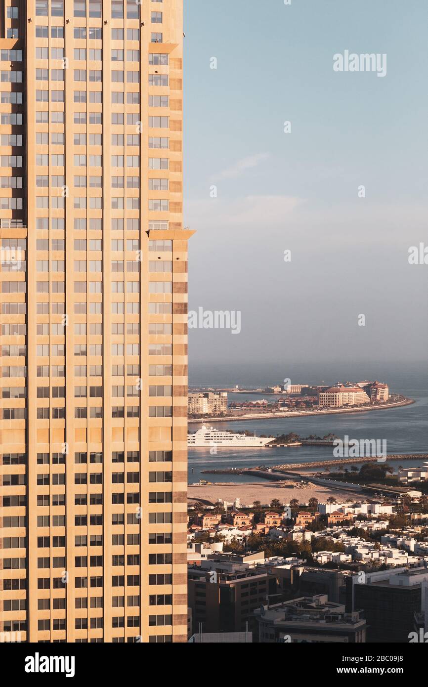 High rise building dubai hi-res stock photography and images - Alamy