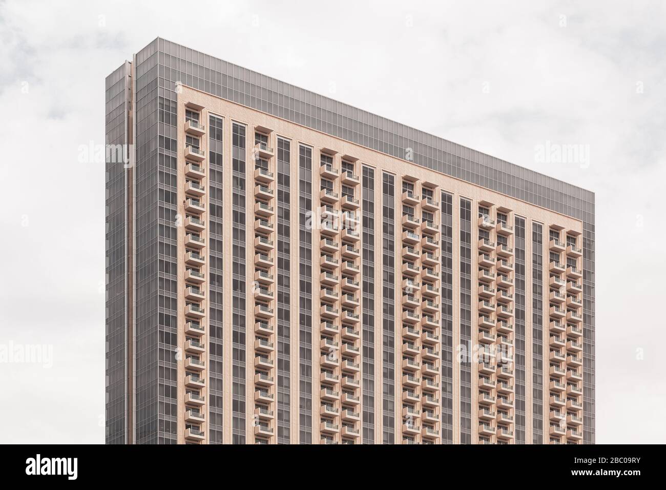 High rise building dubai hi-res stock photography and images - Alamy