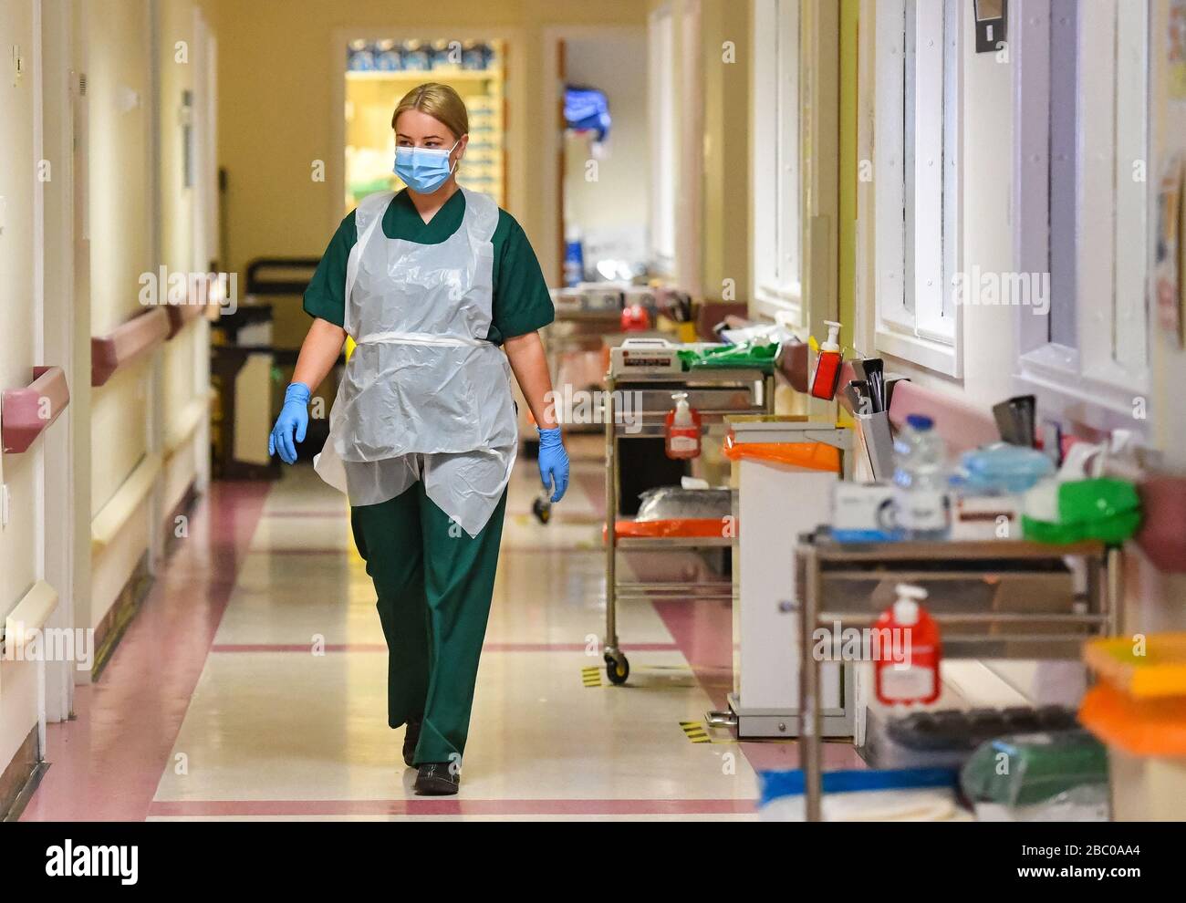 Medical staff on covid 19 ward neath port talbot hospital hi-res stock ...