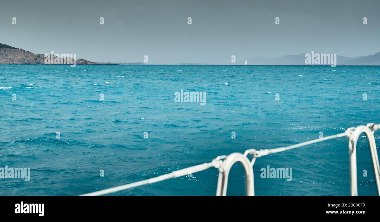 Edge of boat deck and water and horizon hi-res stock photography and ...