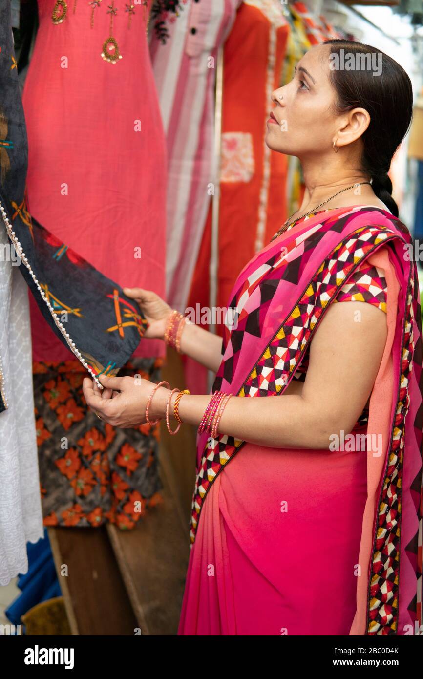 Traditional Indian Clothing Sari