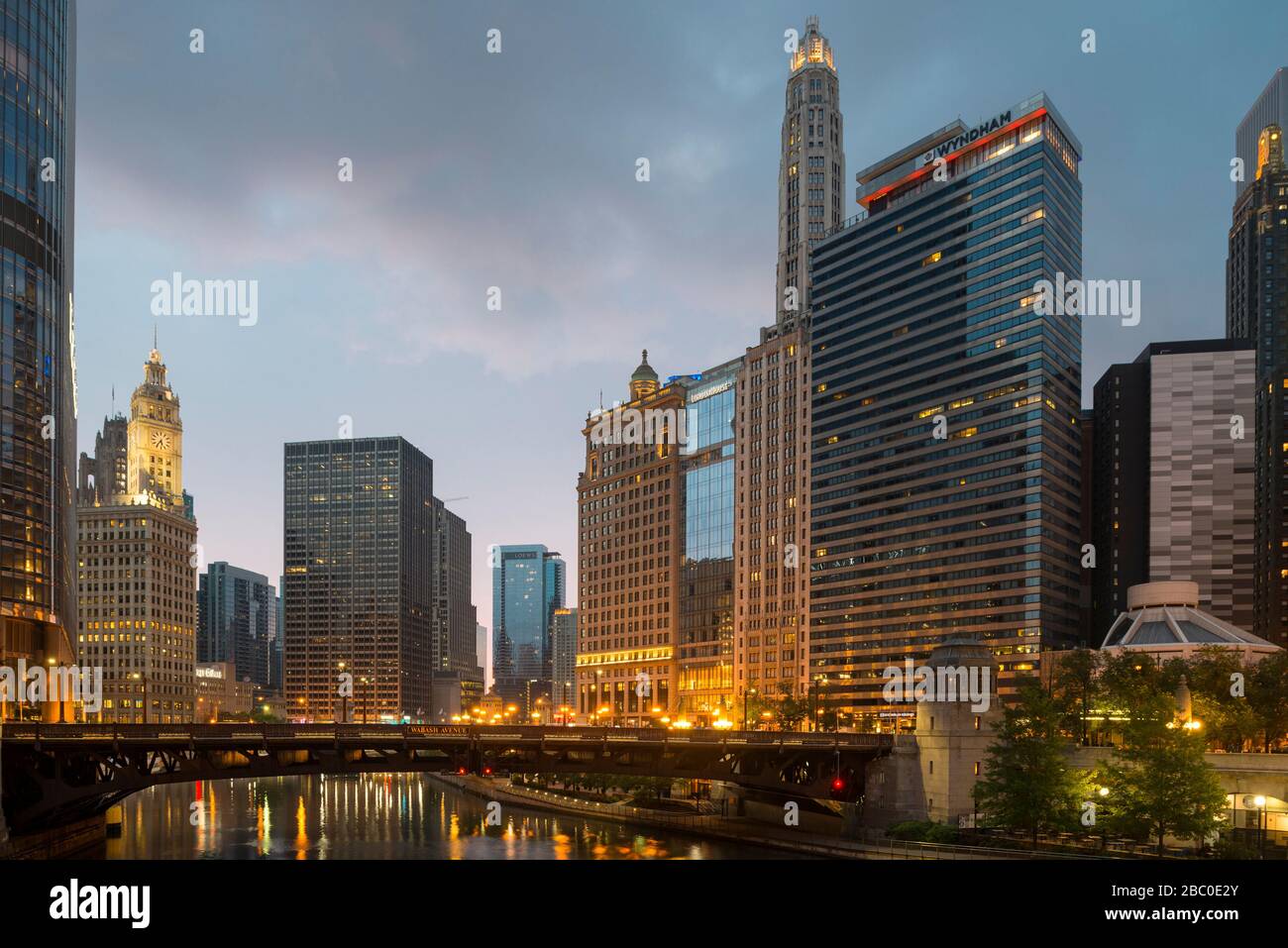 Chicago bridge house hi-res stock photography and images - Alamy