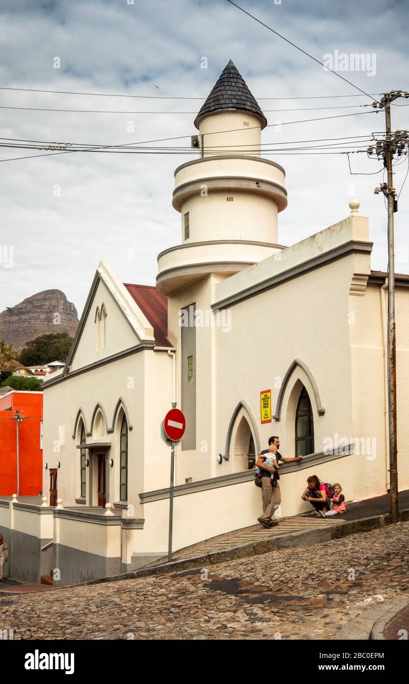 South Africa, Cape Town, Schotsche Knoof, Bo Kaap, Chiappini St, Mosque ...
