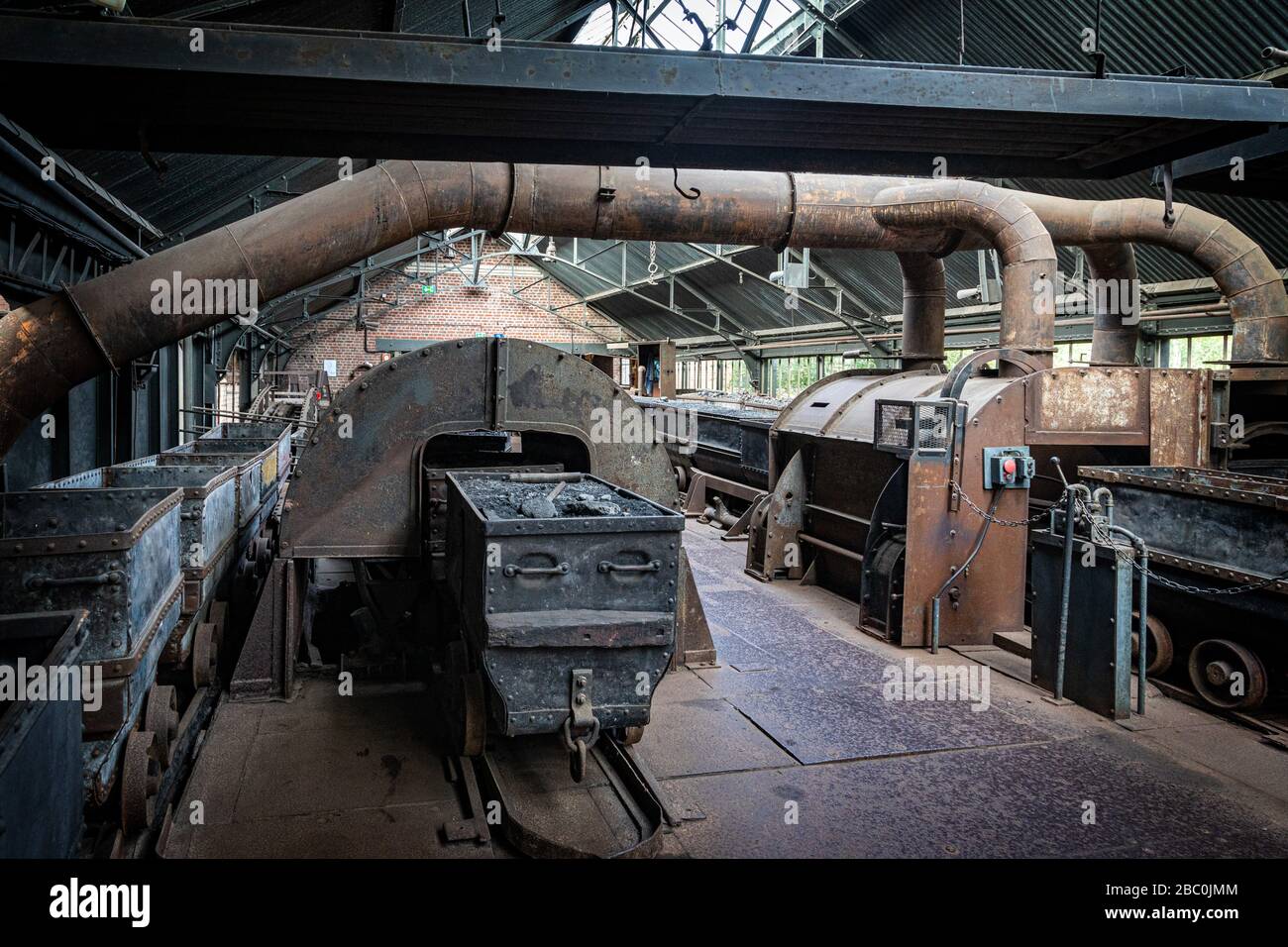 COAL SORTING ROOM, MINING MUSEUM OF THE NORD-PAS DE CALAIS, THE ...