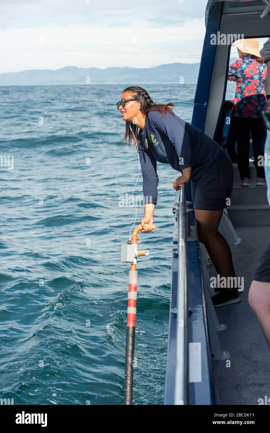 Hydrophone hi-res stock photography and images - Alamy