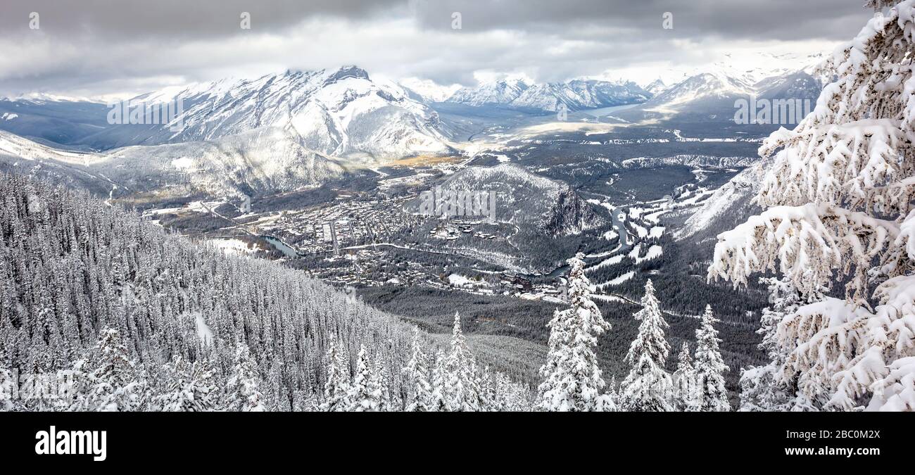 Banff winter downtown hi-res stock photography and images - Alamy